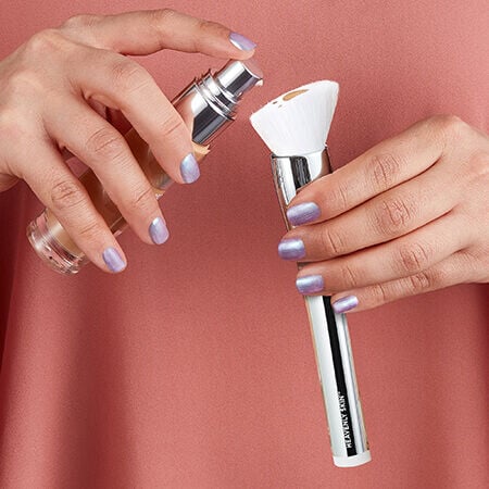 Heavenly Skin™ Skin Smoothing Complexion Brush #704