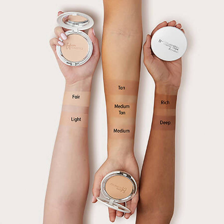 Celebration Foundation Illumination - Powder Foundation - IT Cosmetics