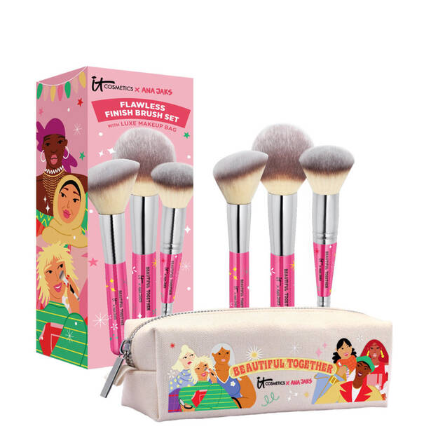 Makeup Brushes & Tools - IT Cosmetics