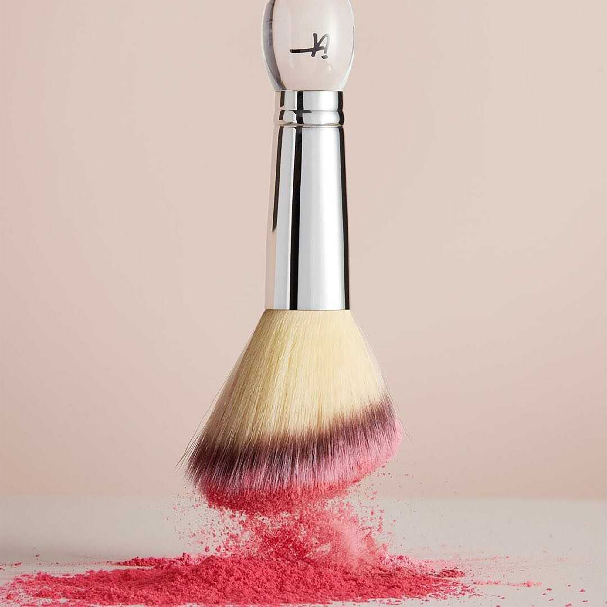 How to Apply Trendy, Cool Blush Placements - IT Cosmetics